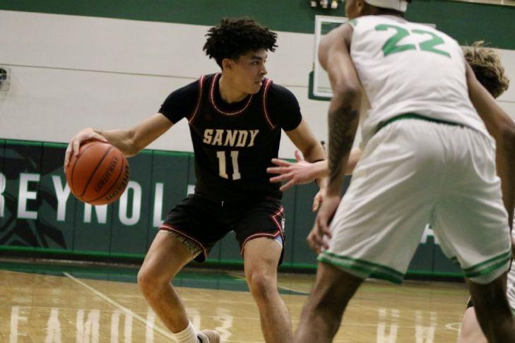 Sandy boys basketball wins with ‘guts, grit’ over Reynolds | Sandy Post