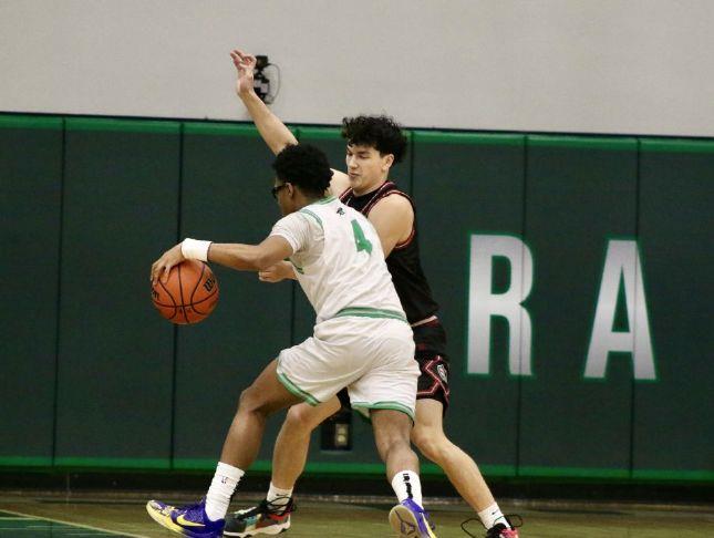 Sandy boys basketball wins with ‘guts, grit’ over Reynolds | Sandy Post